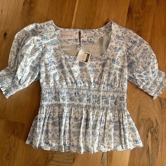Dondolo | Tops | Nwt Dondolo Blouse Dallas Toile | Poshmark